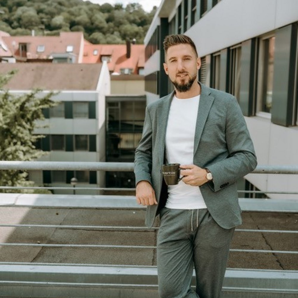 Patrick Oestringer | INA - Interoperabilitäts-Navigator
